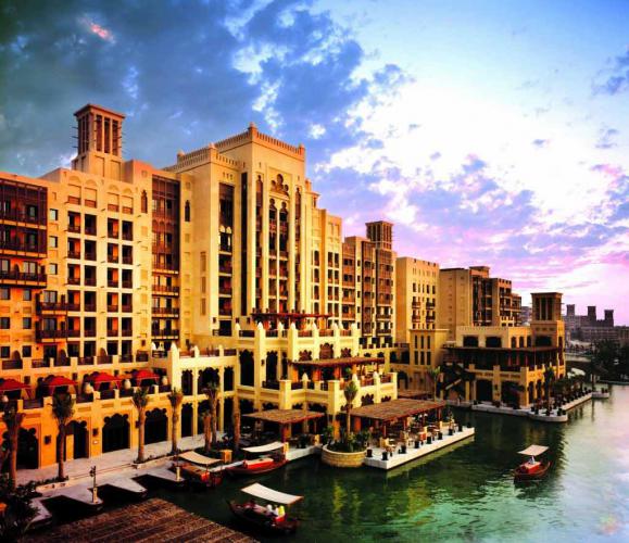 Al Mina, Dubai Area Guide - PropertyDigger.com