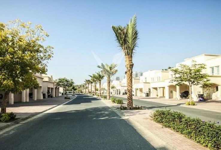 Maeen, The Lakes Area Guide - PropertyDigger.com